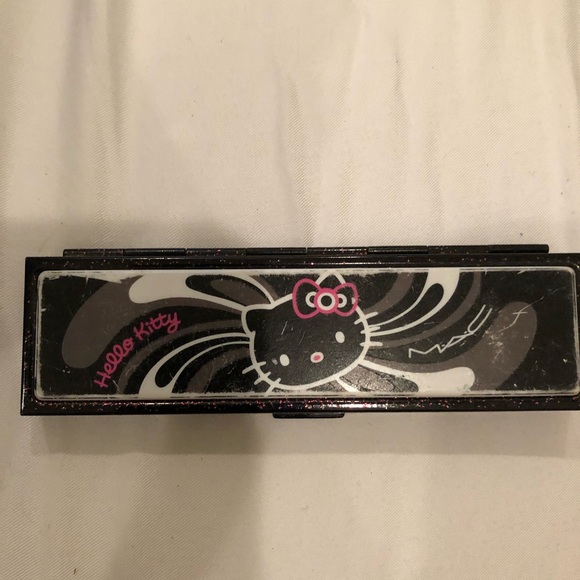 MAC Cosmetics | Makeup | Mac Hello Kitty Too Dolly Eyeshadow Pallet ...